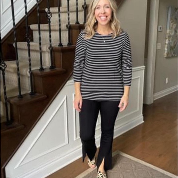 CAbi | Tops | Cabi 6332 Side Snap Tee Spring 223 Medium Nwt | Poshmark